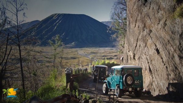 Java Volcano Tour; the Exotic Matchless Hiking Experience
